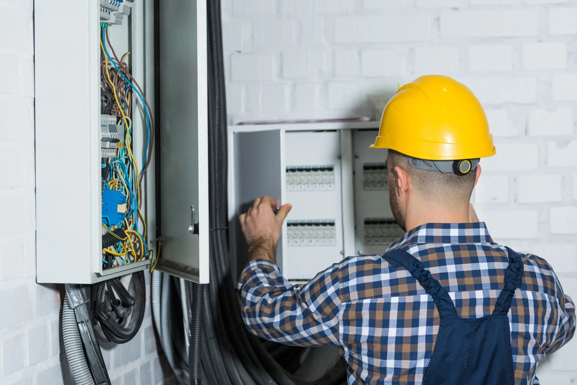 How a Faulty Electrical Panel Poses Hazards in the Household